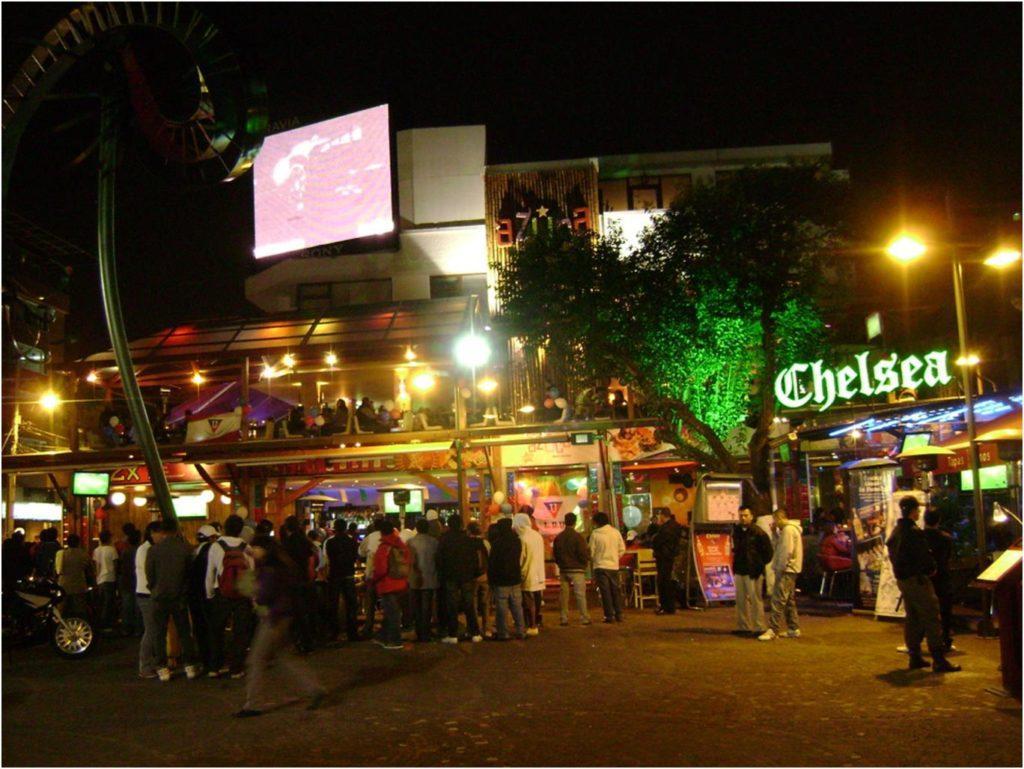 La Plaza Foch