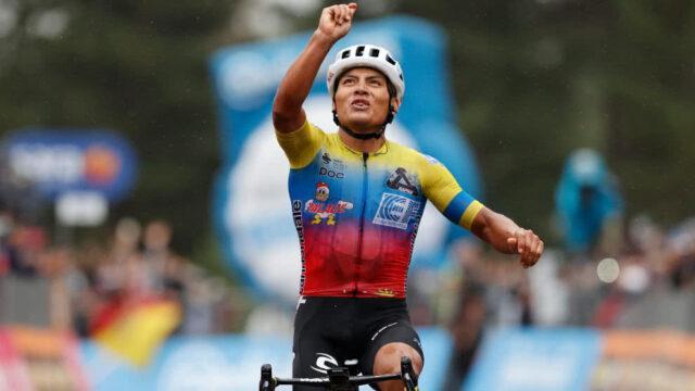 Jonathan Caicedo ganó la tercera etapa del Giro de Italia